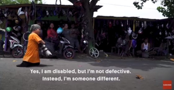 Despite Having No Hands, He Manages to Take Incredible Photos