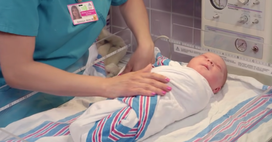 How to Swaddle a Baby, According to a Neonatal Nurse - Twill Care