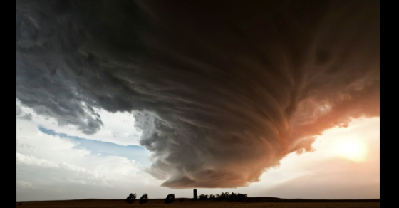 A Storm Chaser Finds Joy in Savoring the Beauty of Nature’s Fiercest ...